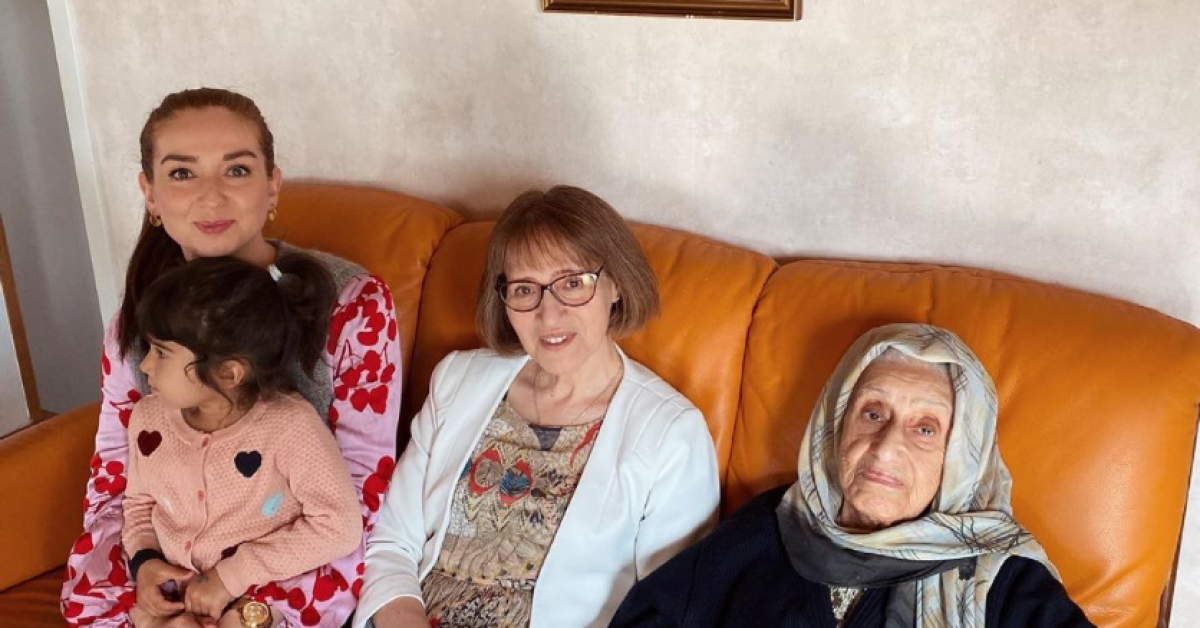 Foreviget familie: en omvisning med Samira Nawa og Mette Sandbye | www ...